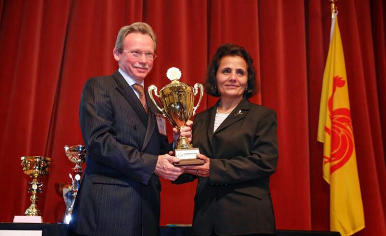 Românca Elena David – cel mai bun inventator din lume… | Cunoaste lumea