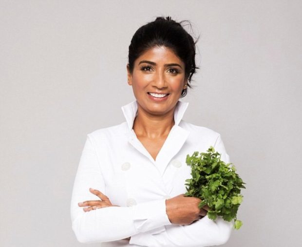 Să arăți cu 20 de ani mai tânără, la 51 de ani, nu-i un lucru obișnuit ...