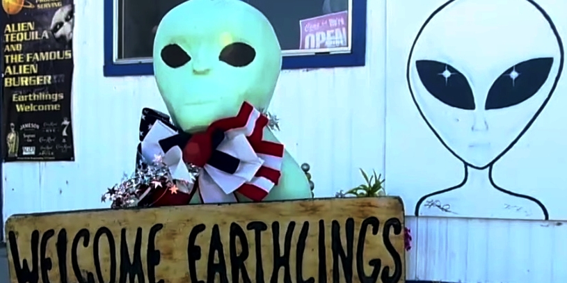 Extratereștri și baze secrete în deșertul Nevada? Cum a eșuat „asaltul ...